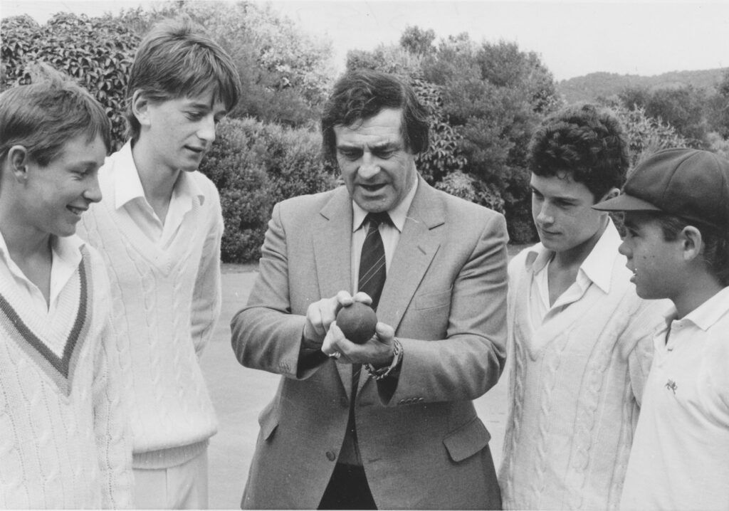 Fred Trueman: Bio, Career Stats & Records - 7cric Blog