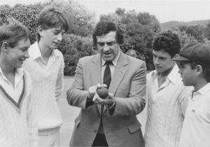 Fred Trueman: Bio, Career Stats & Records - 7cric Blog